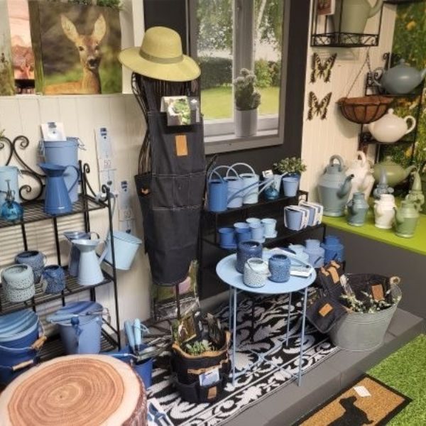 Contact Esschert Design - Esschert Design